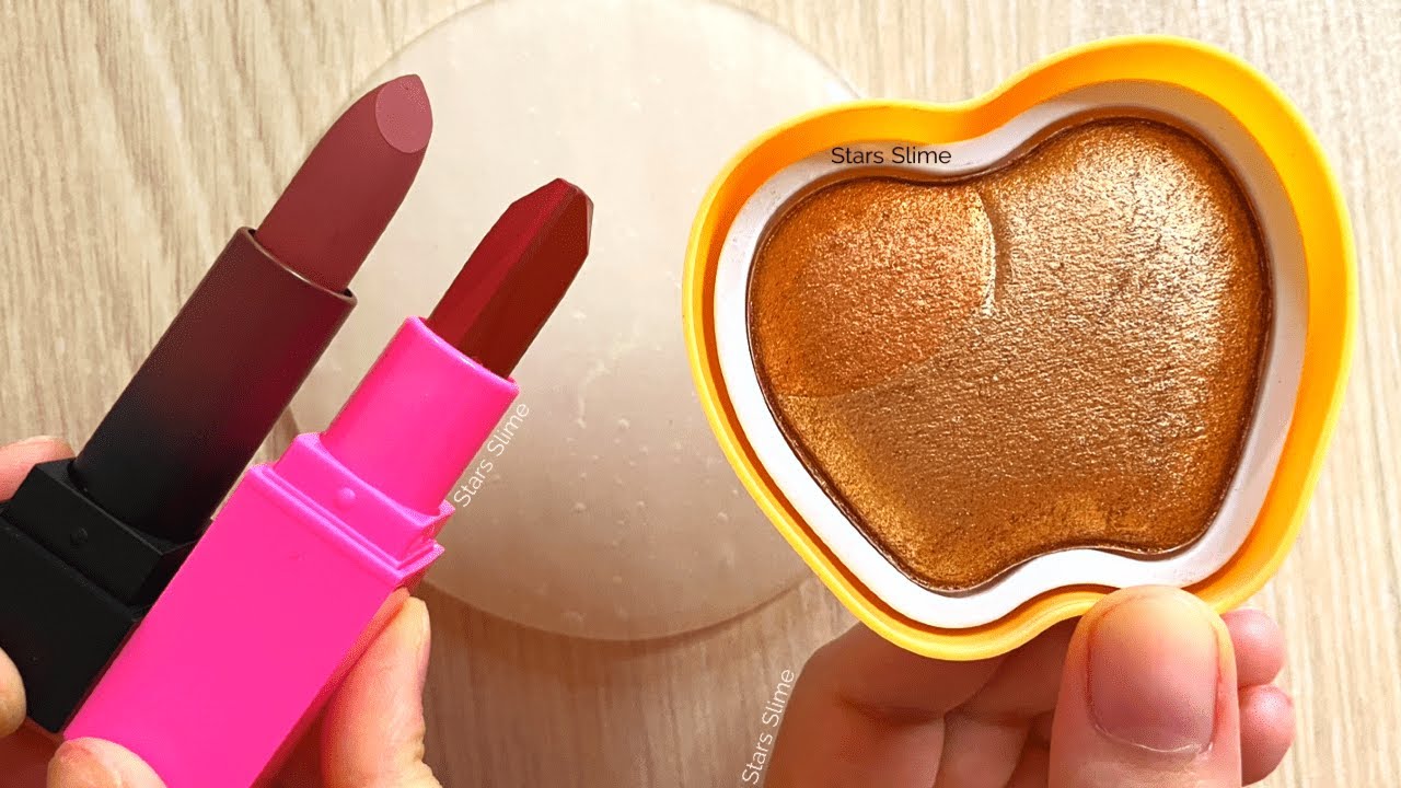 Coloring Slime Red Makeup! Mixing Lipstick & Eyeshadow into Slime ...