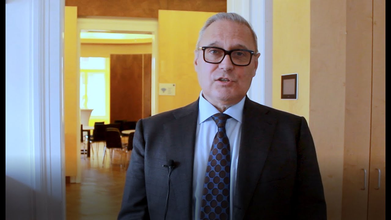 "We will ask Ukrainians for Forgiveness" - Former Prime Minister of ...