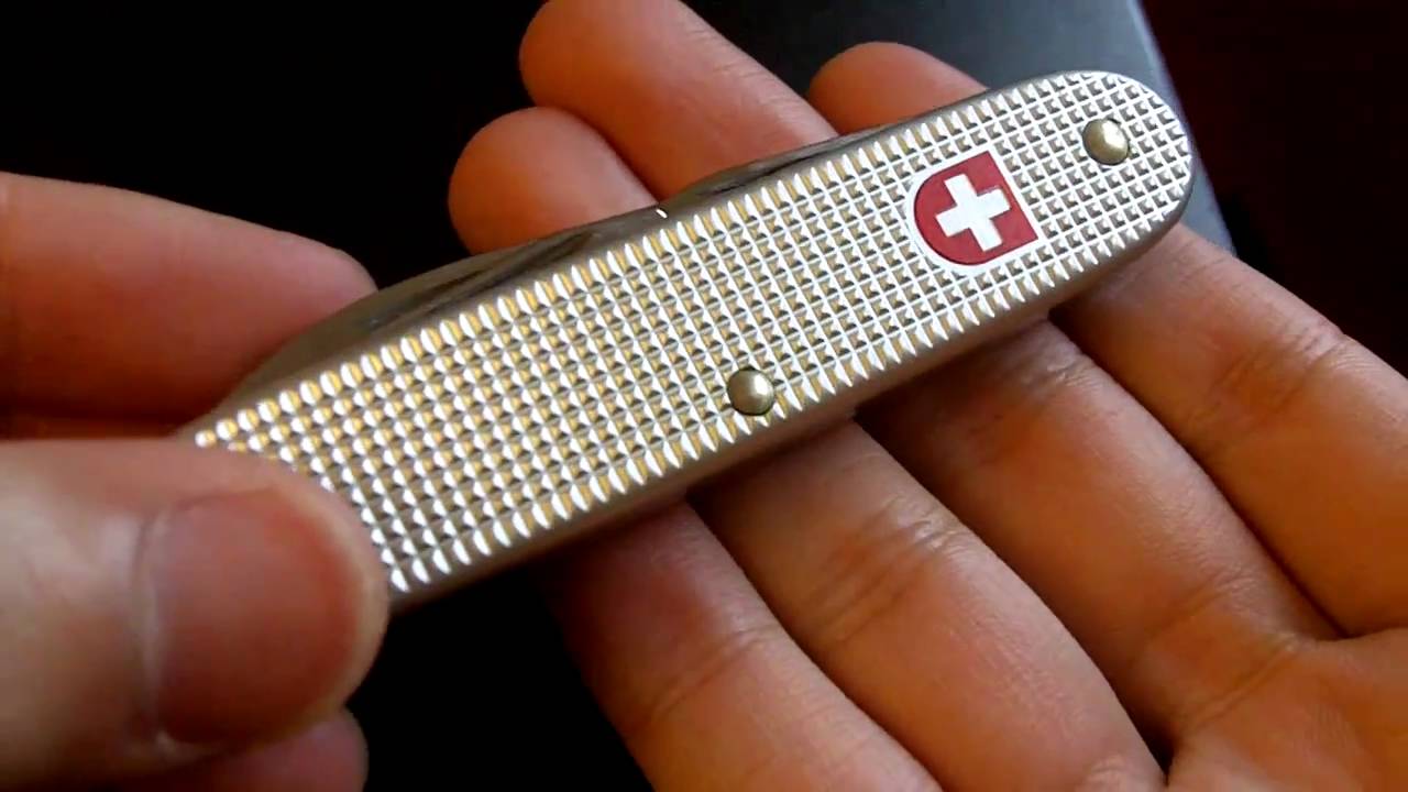 Victorinox Swiss Army Soldier Knife - YouTube