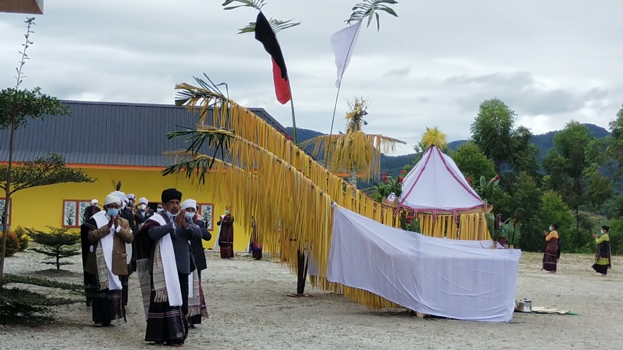 Ritual Sipaha Lima Parmalim Selasa,22/06/2021di Bale Pasogit ...