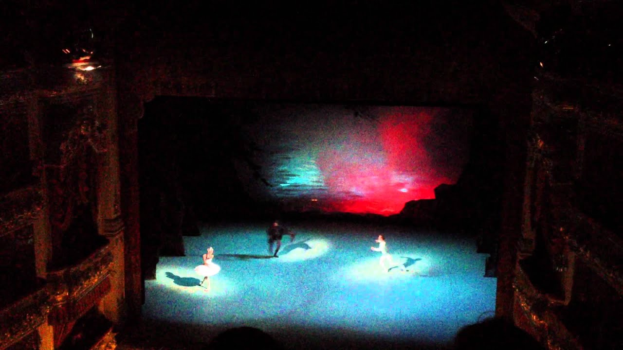 Swan Lake ending - YouTube