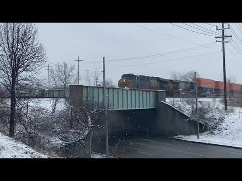 Q169 races across the mentor bridge - YouTube
