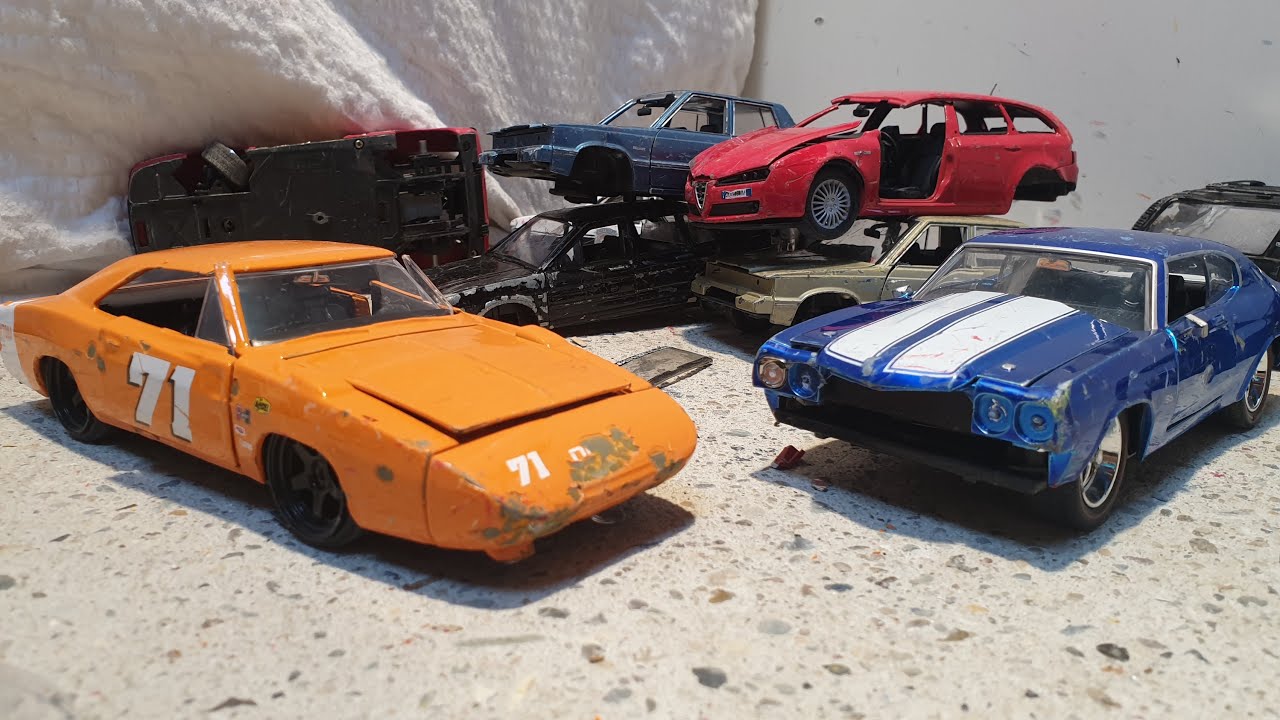 Very Satisfying Scale 1/24 Diecast Crashes Part #4 - YouTube