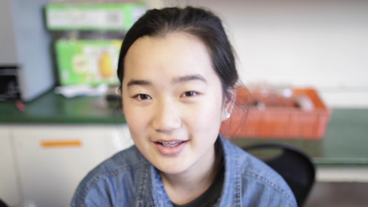 Emma '22 Says Her Favorite Thing About Putney is... - YouTube