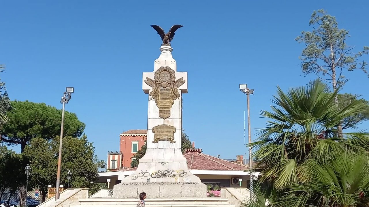 Caminando de Mariglianella a Marigliano Parte 2 - YouTube