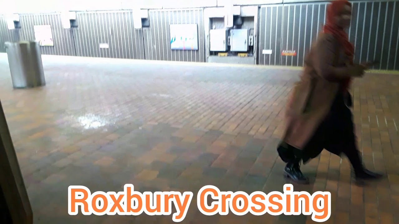 Boston MBTA Orange Line Ride ( Forest Hills to Back Bay Station ) 11/28 ...