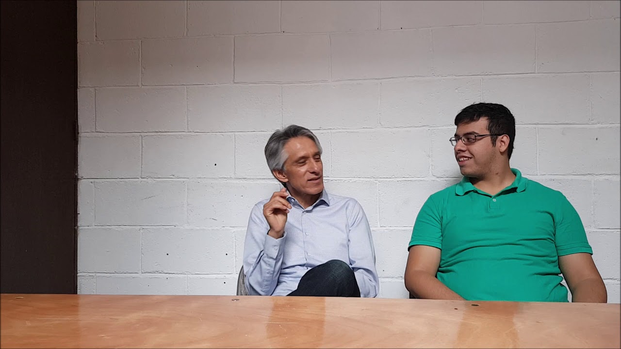 Entrevistando Personajes #1 - Roberto Mendiola - YouTube