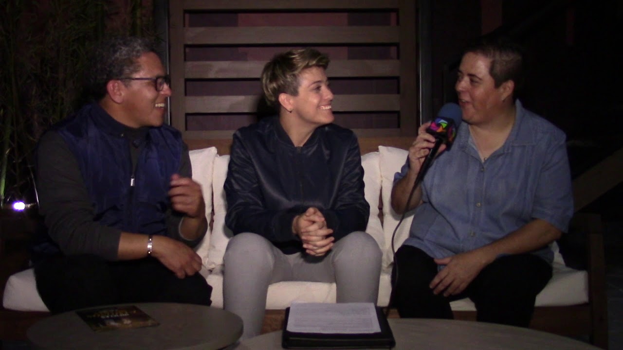 Entrevista a la actriz Valeria Vera - YouTube