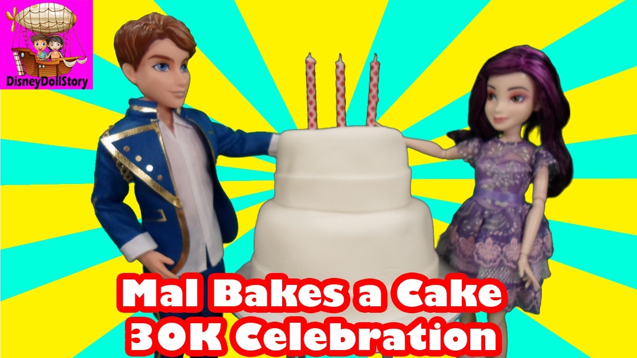 Mal Bakes a Cake | Thank you! 30K Subscribers Celebration Disney ...