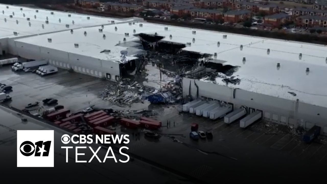 Severe storms' trail of damage in North Texas captured in videos - YouTube