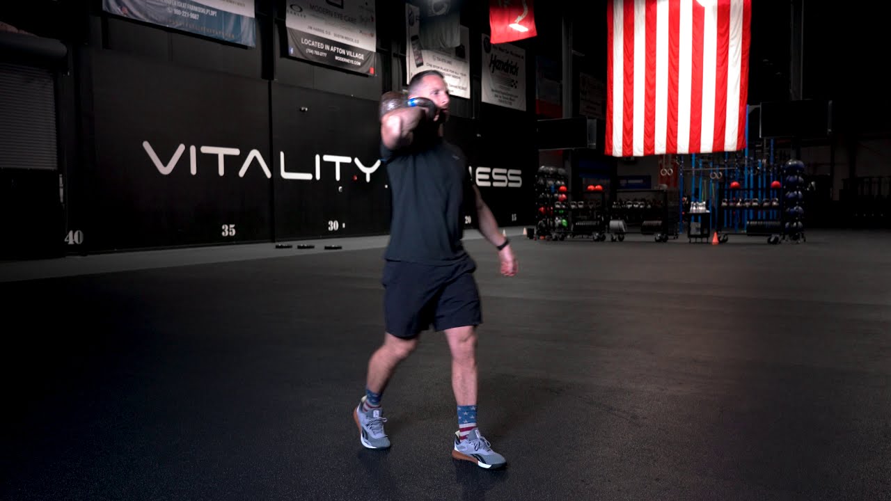 SINGLE ARM KB FRONT RACK WALK - YouTube