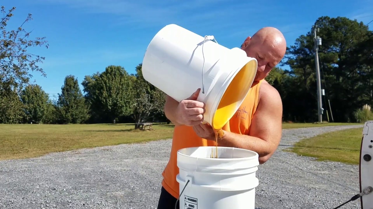 How to strain filter honey cheap fast and easy - YouTube