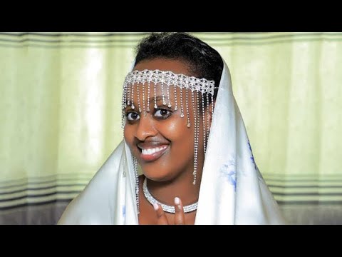 Okuhingira Ankore culture Sarah - YouTube