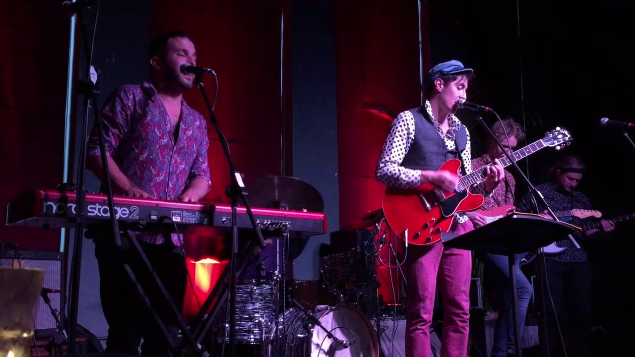 Sgt Pepper's Lonely Hearts Club Band - The Ragamuffins - YouTube