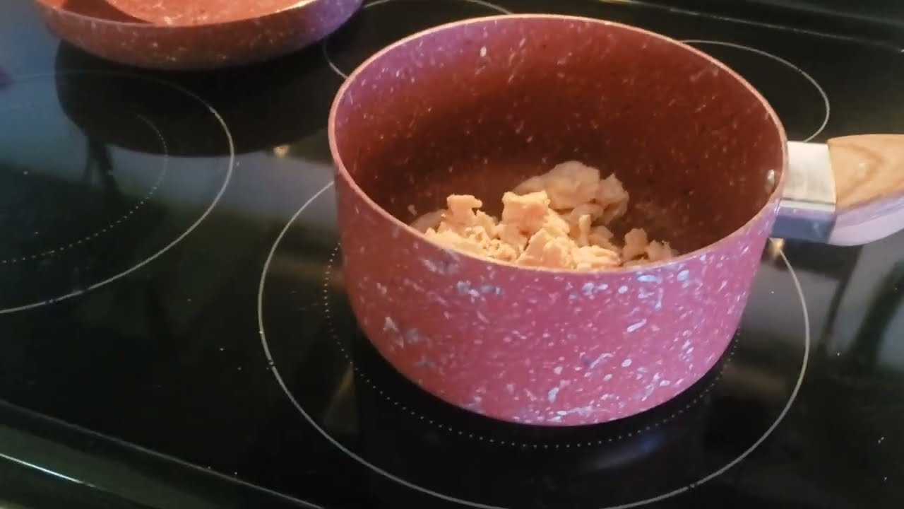 SHE COOK WITH ME // FOODIE RIGHT HERE // VLOG - YouTube