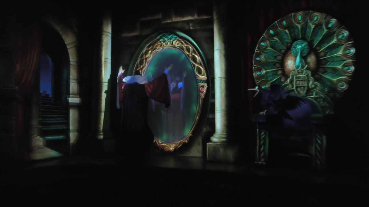 Snow White's Scary Adventures Dark Ride Attraction in Full Onboard POV ...