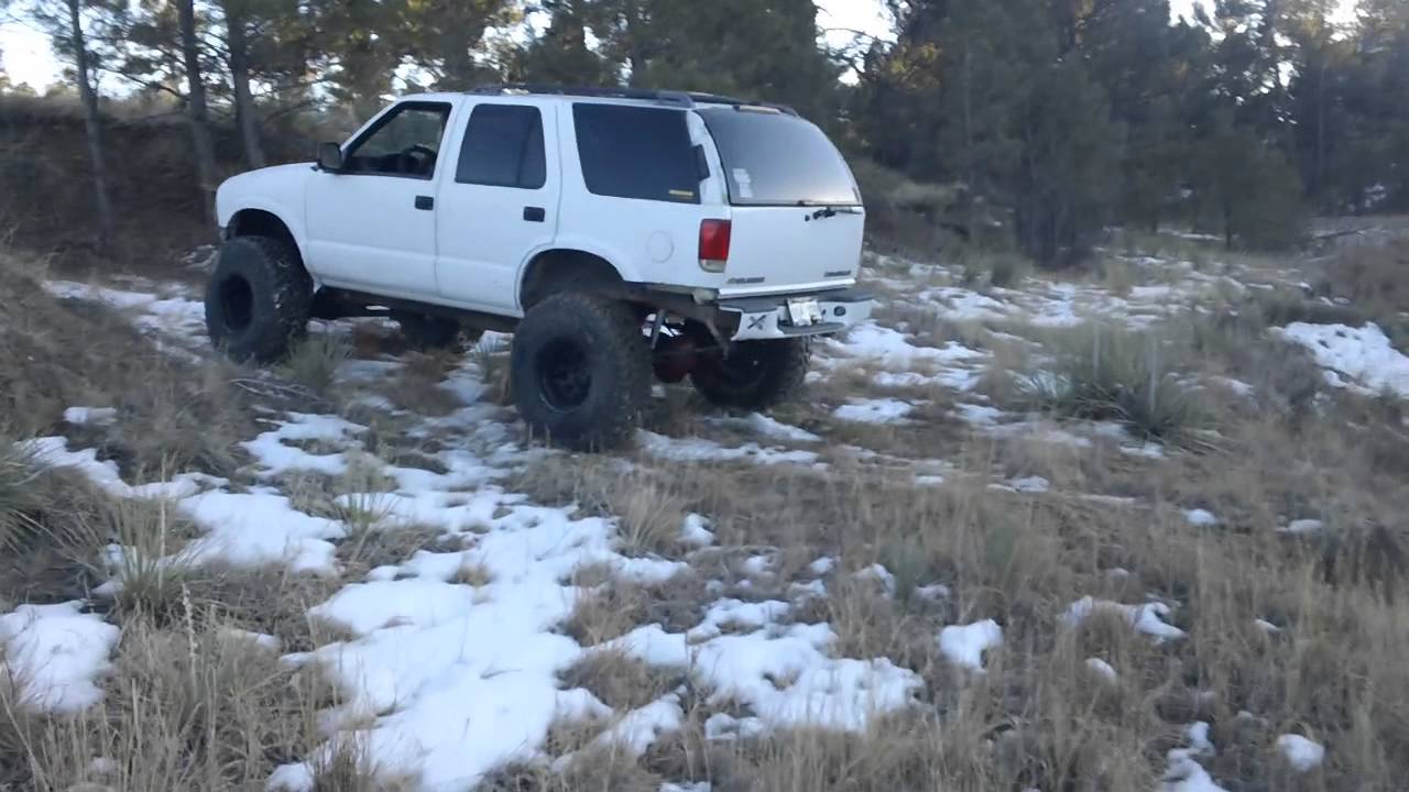 SAS S10 Blazer in the gulch testing the 4WD... - YouTube