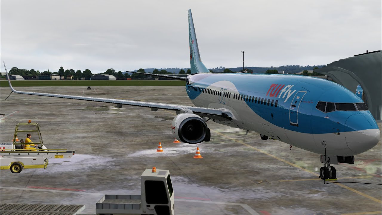 P3D V5.2 LEIB-EDDS Virtual TUI Group PMDG 737-800 [VATSIM] - YouTube