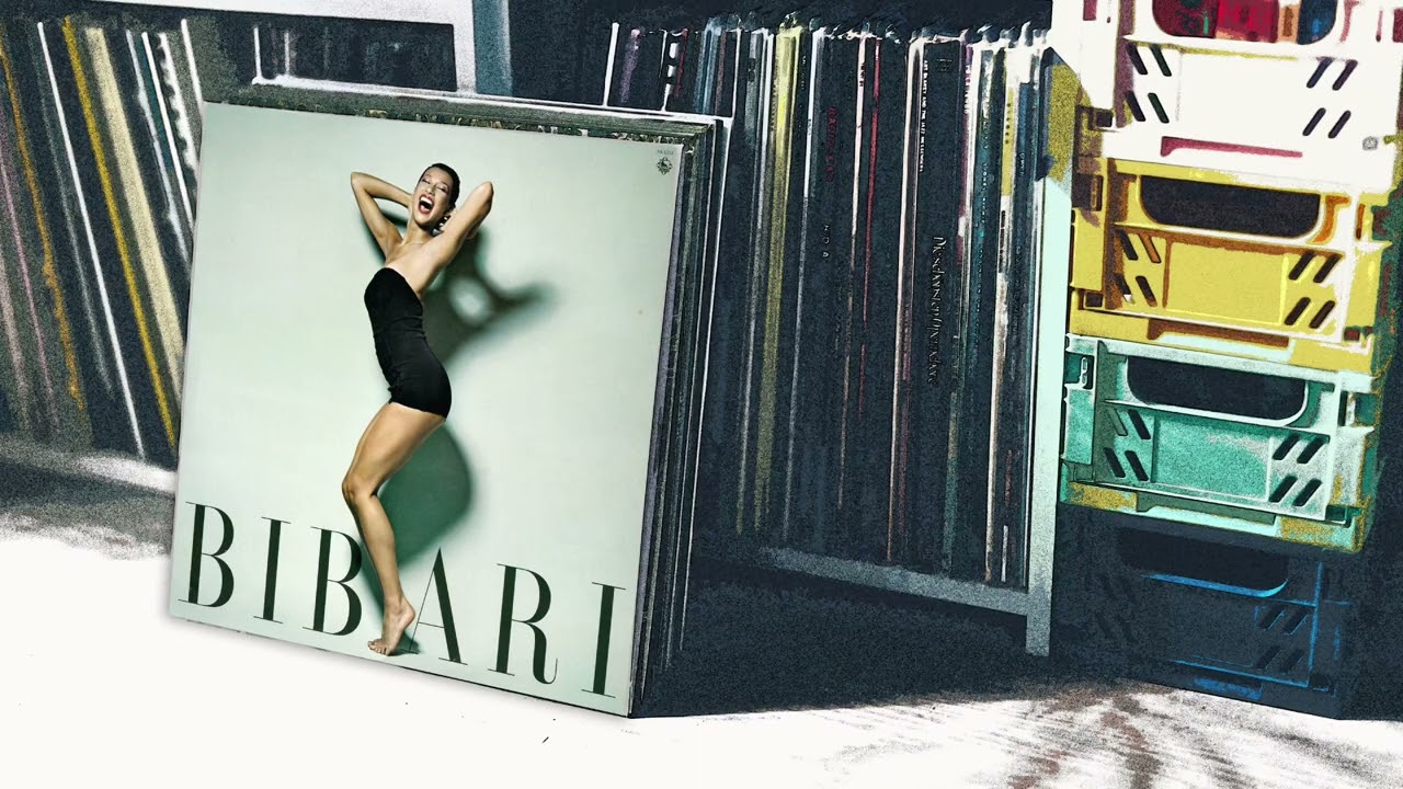 偶然 - 前田美波里 Maeda Bibari - YouTube