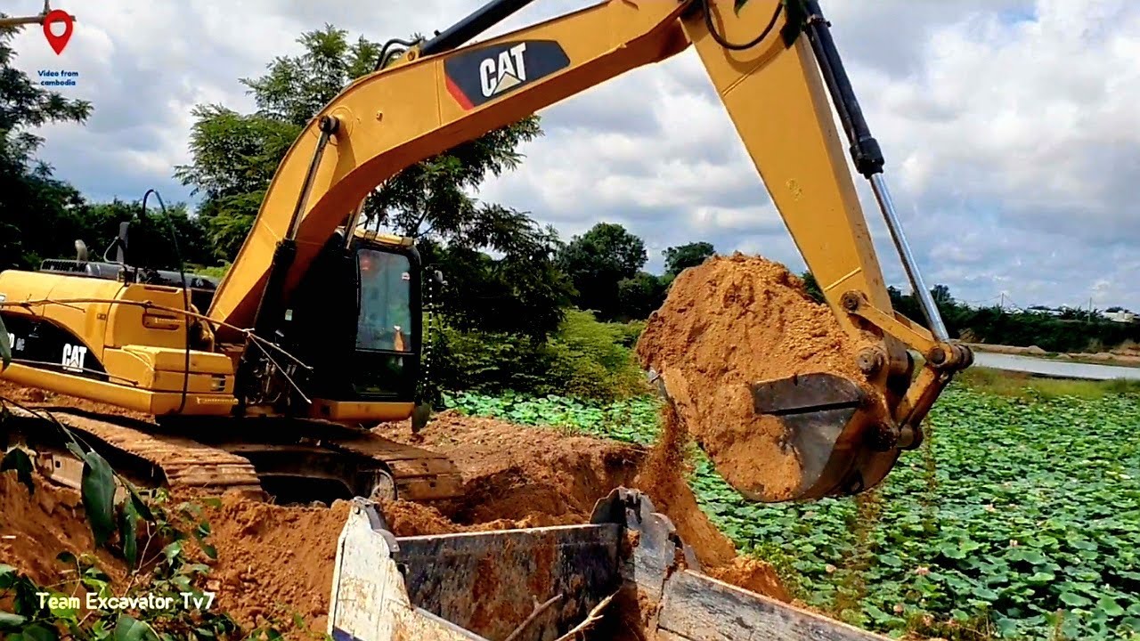 Powerful Excavator Digging a Giant Pit! Almost Turns into a Lake | Epic ...