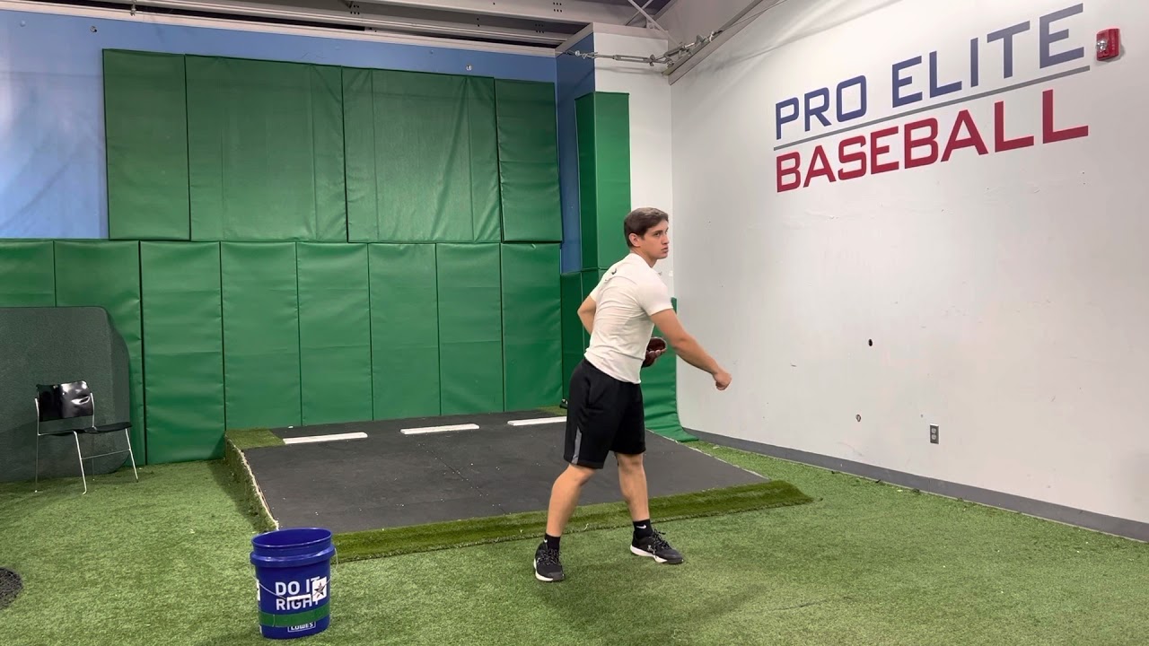 Baseball Counter Rotation Throw - YouTube