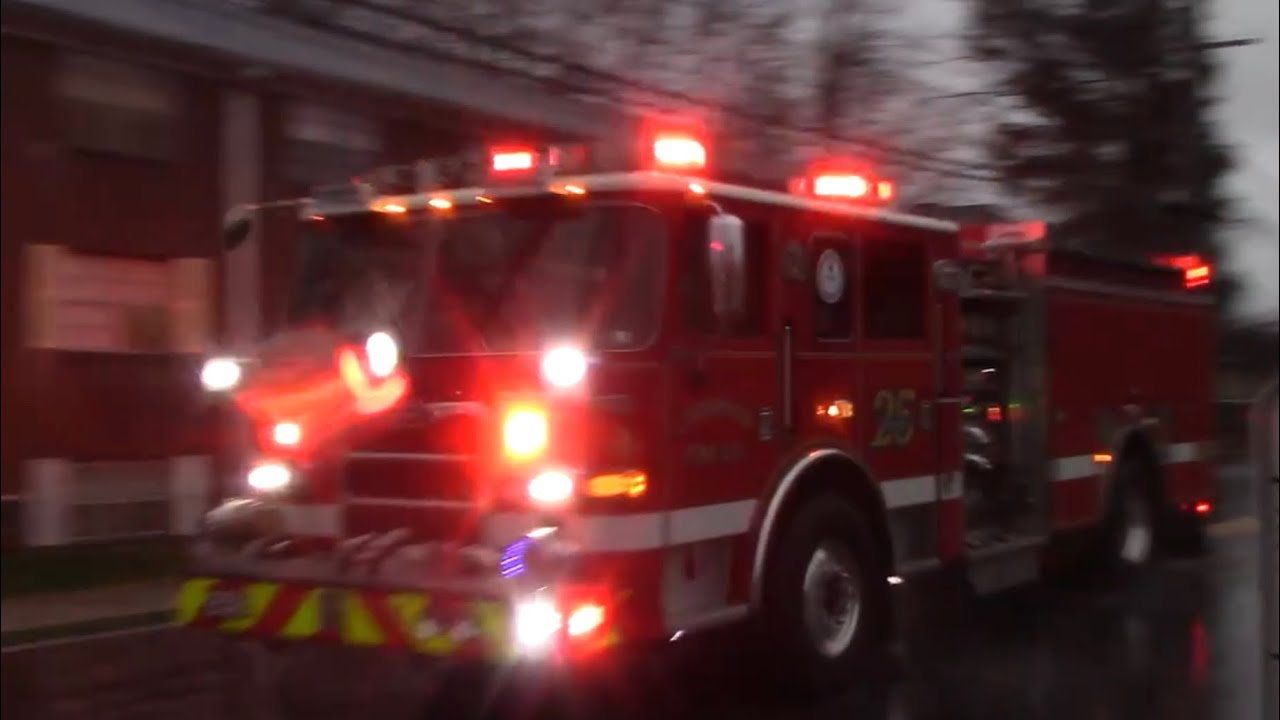 Longwood Fire Company Engine 25-2 Responding - YouTube