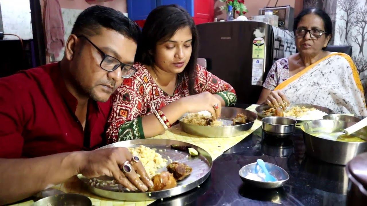 Nabami Special Lunch with My Family | Rice with Mutton ,Dal,Chips,Vola ...