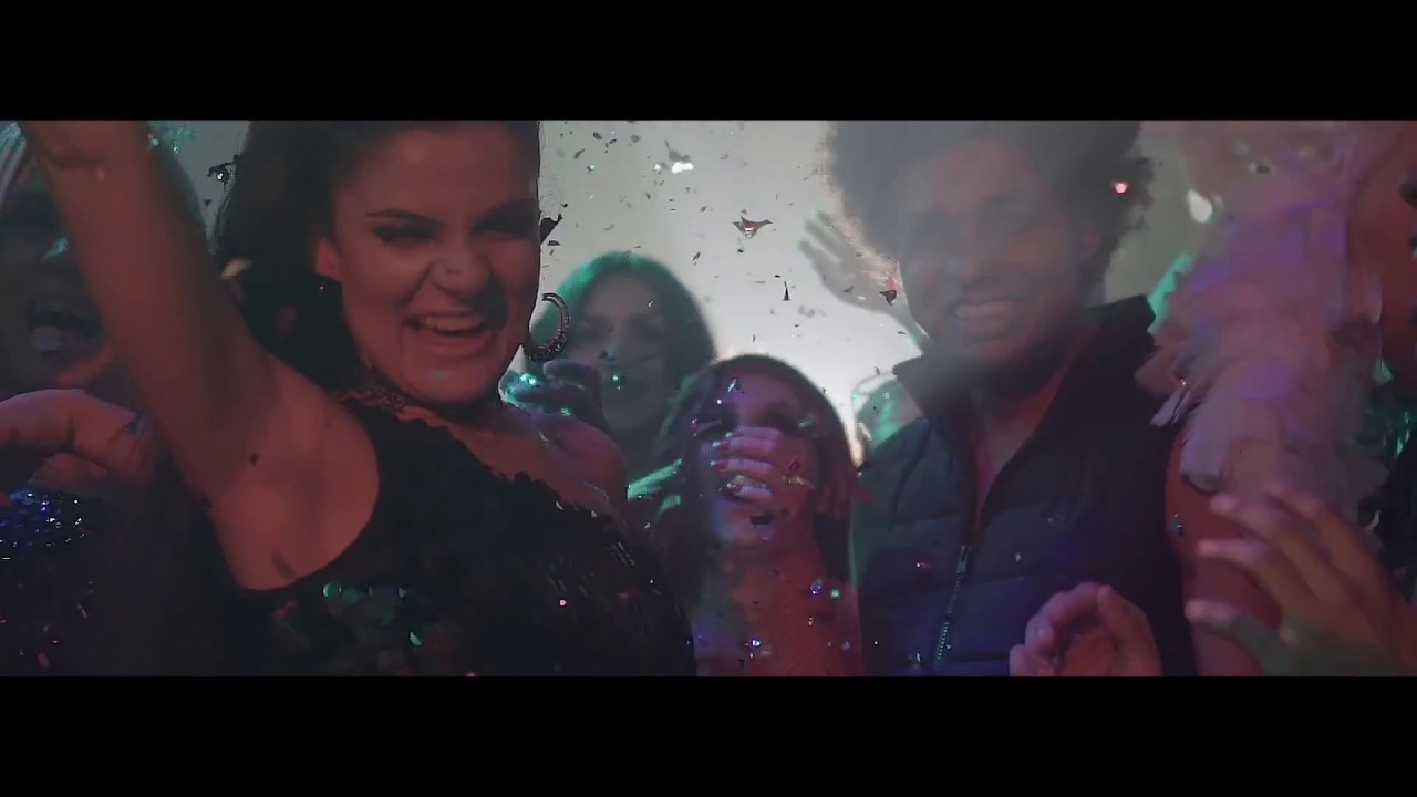 Garota Nacional (SKANK) - Natalie Mauá - YouTube