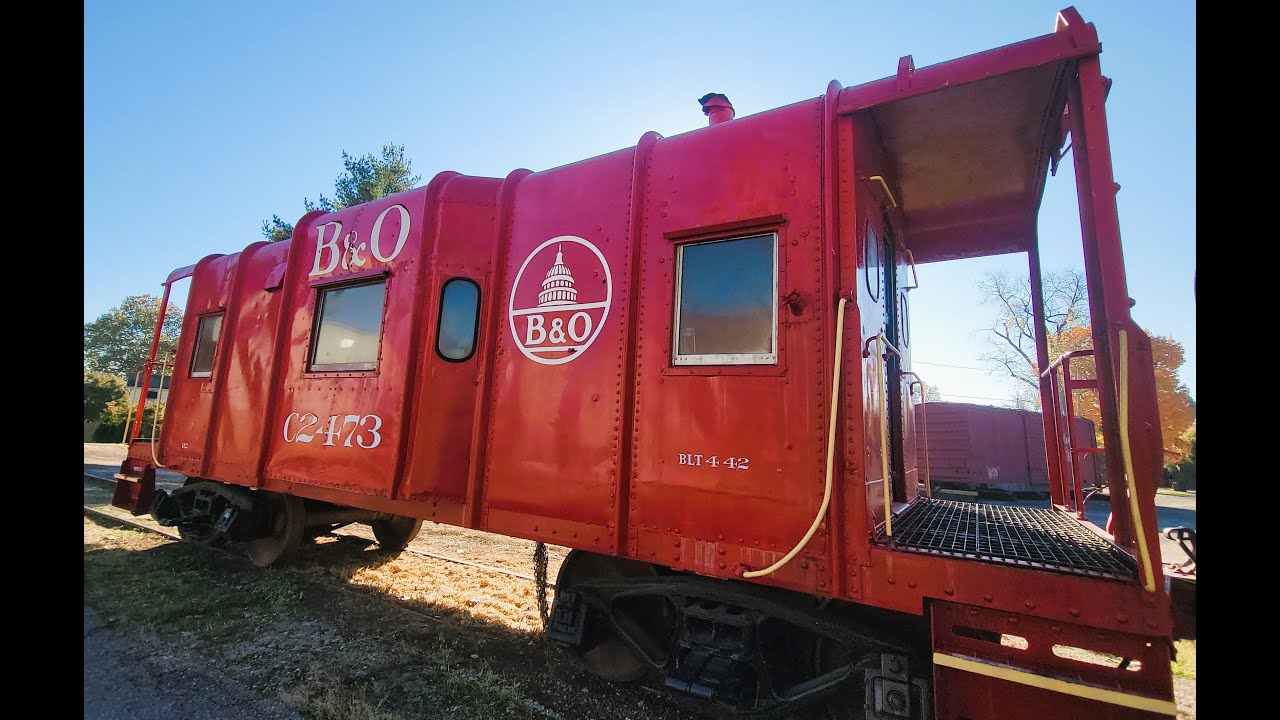 Baltimore and Ohio Caboose C2473 - YouTube