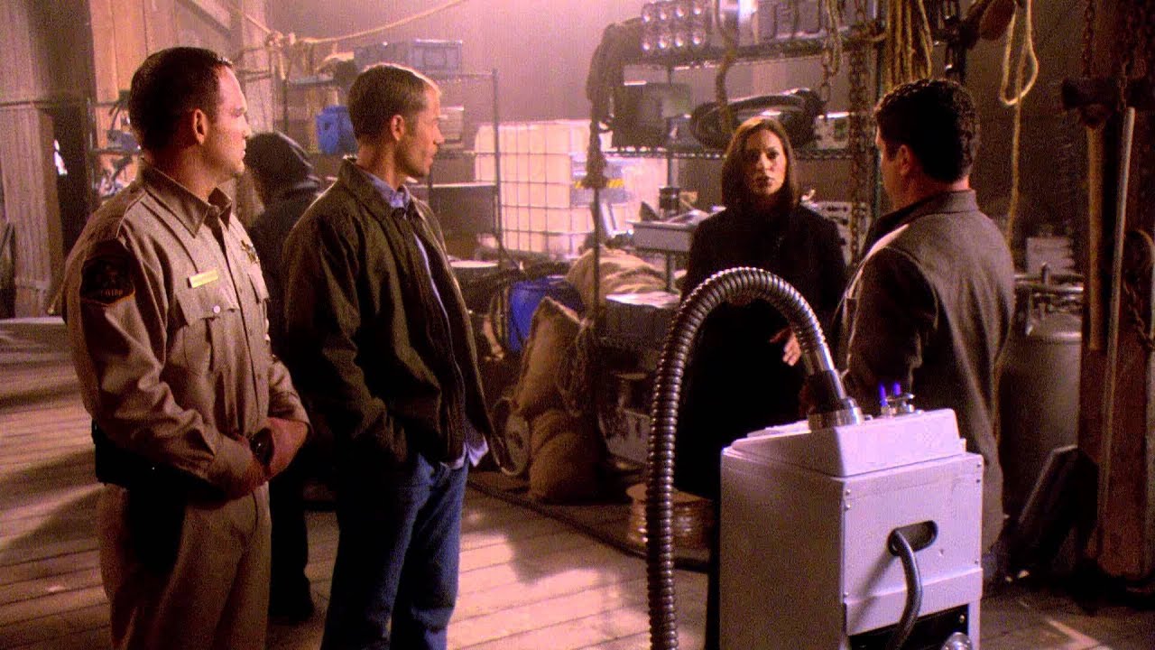 Eureka - Welcome Back, Carter - YouTube