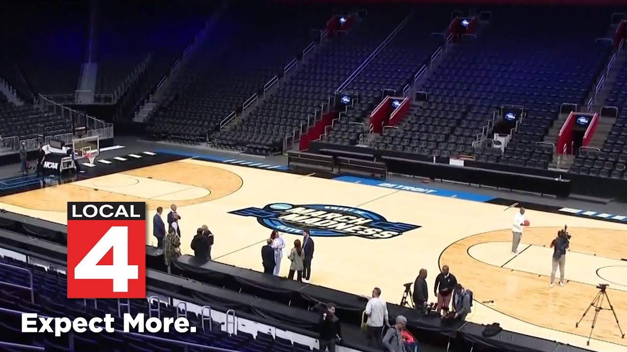 NCAA Sweet 16, Elite 8 floor set inside Little Caesars Arean - YouTube