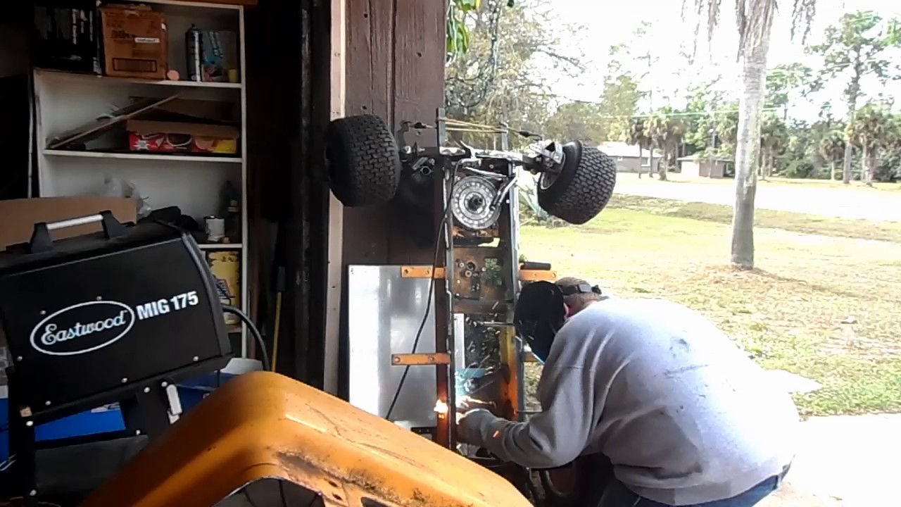 vtwin racing mower build 4 - YouTube