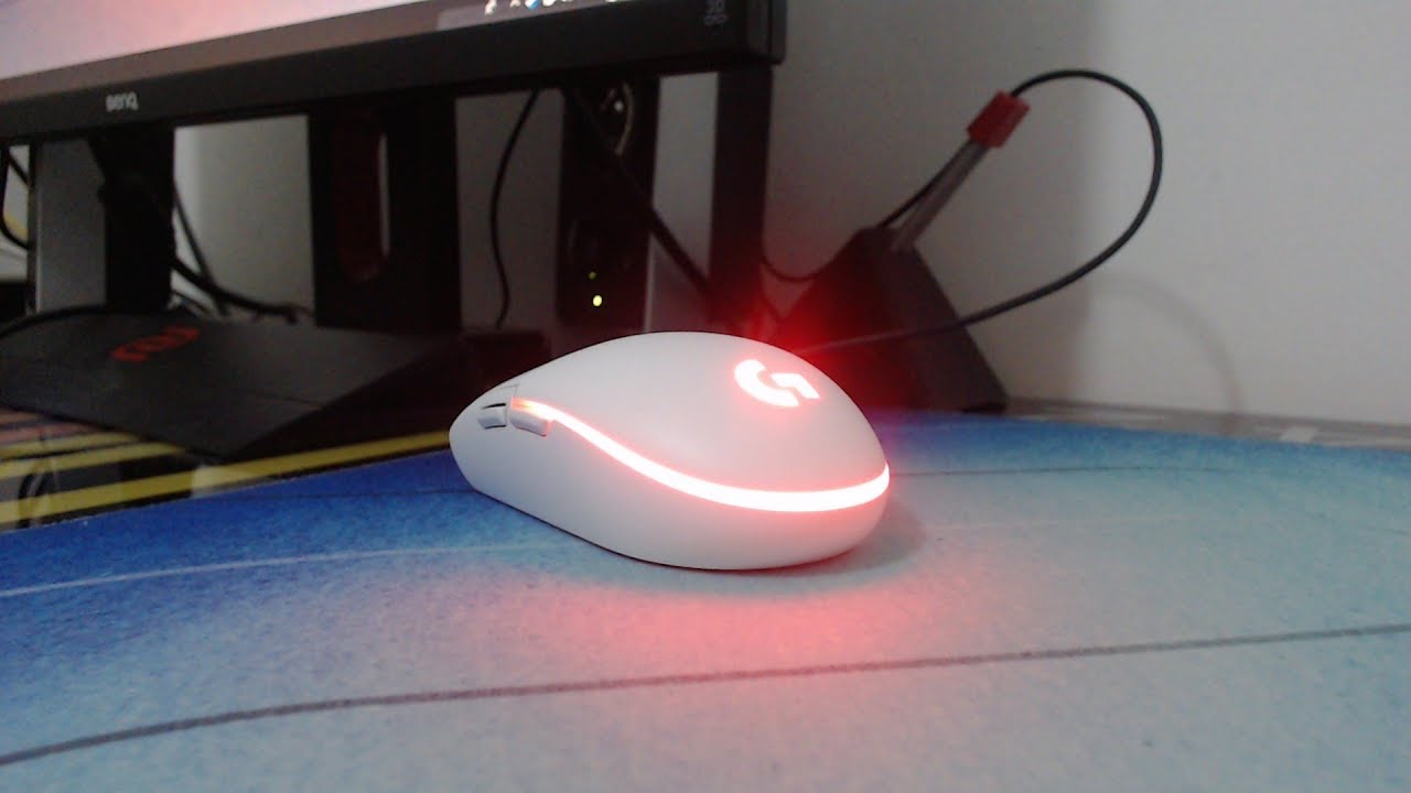 Logitech G203/G102 Mouse Review - YouTube