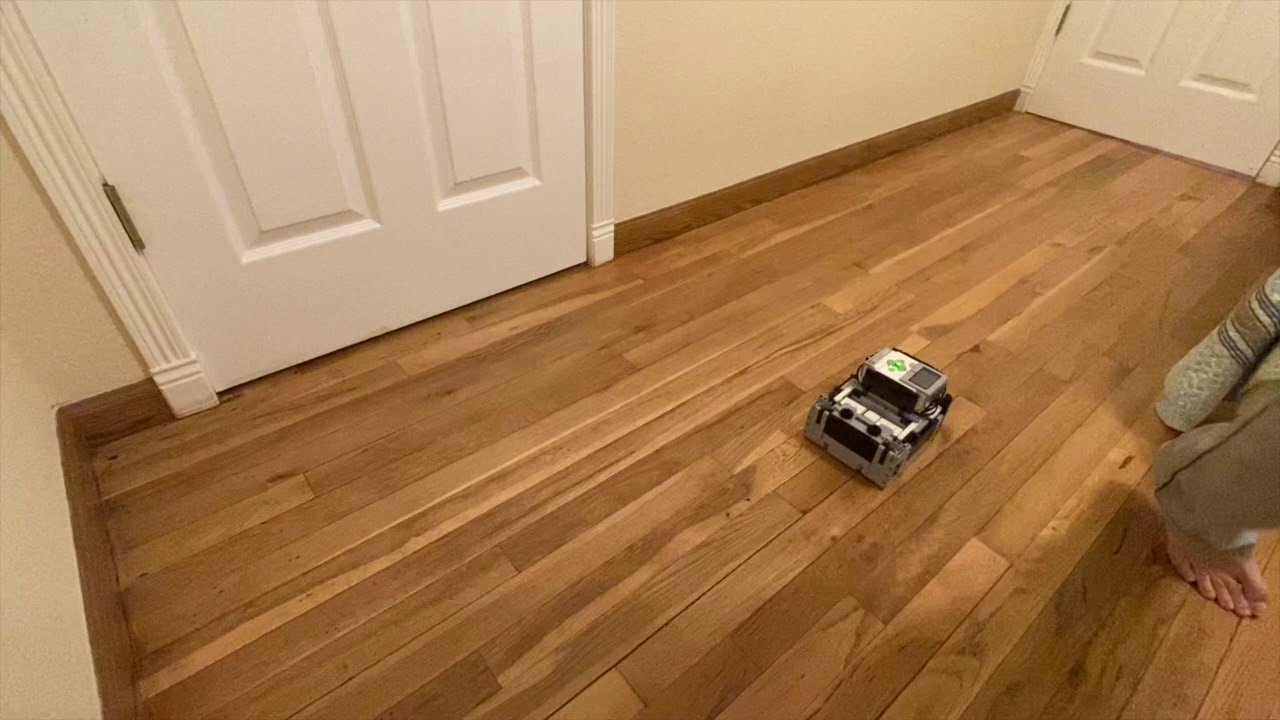 Going in a Perfect Square with the Gyro Sensor | Lesson 8 | EV3 ...