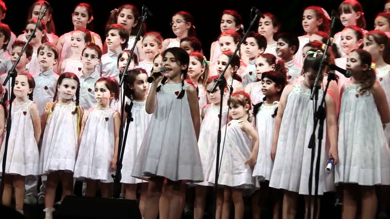 Piccolo Coro Mariele Ventre - Saggio 2011 - 16 - YouTube