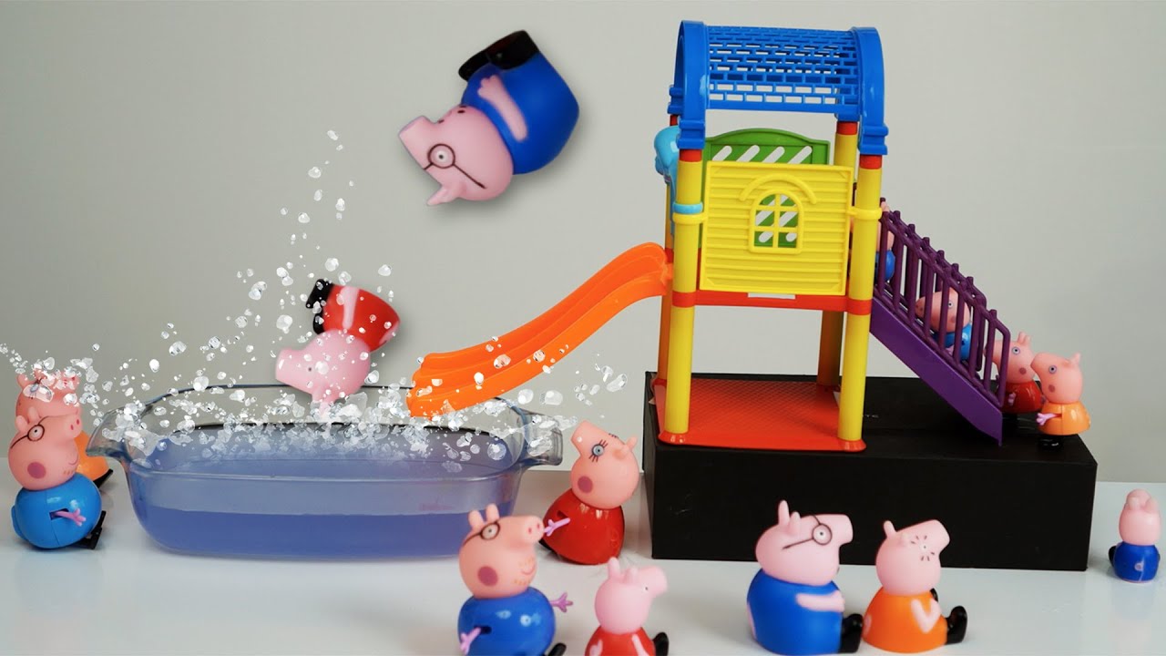 Peppa Pig in Swimming Pool Slide in Theme & Water Aqua Park - YouTube