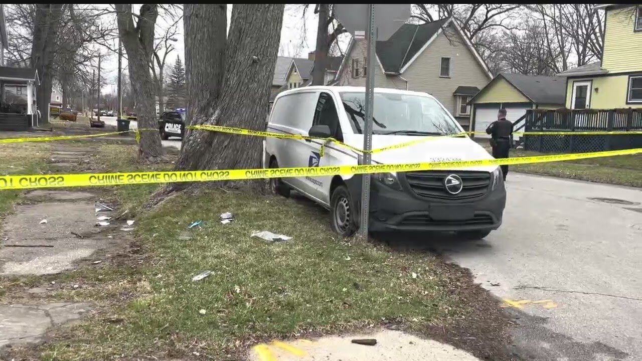 2 charged in murder of postal worker in Warren - YouTube