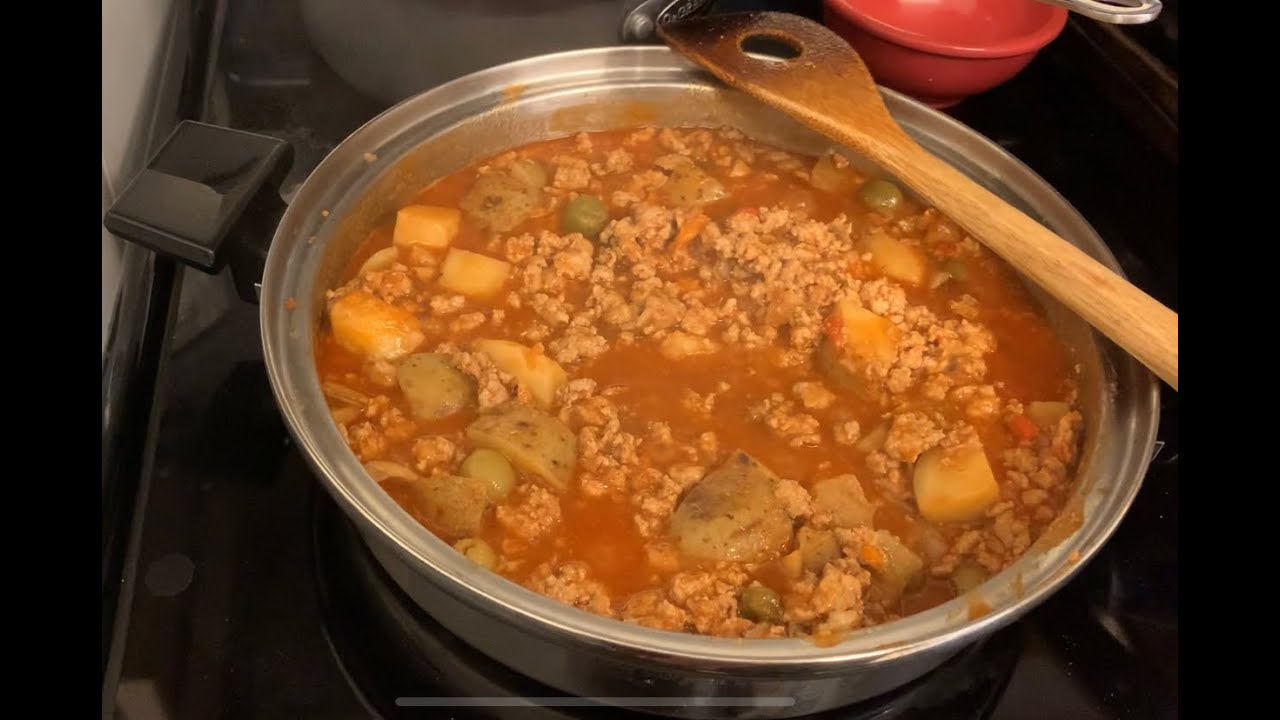 Cuban style Picadillo made with ground turkey - YouTube