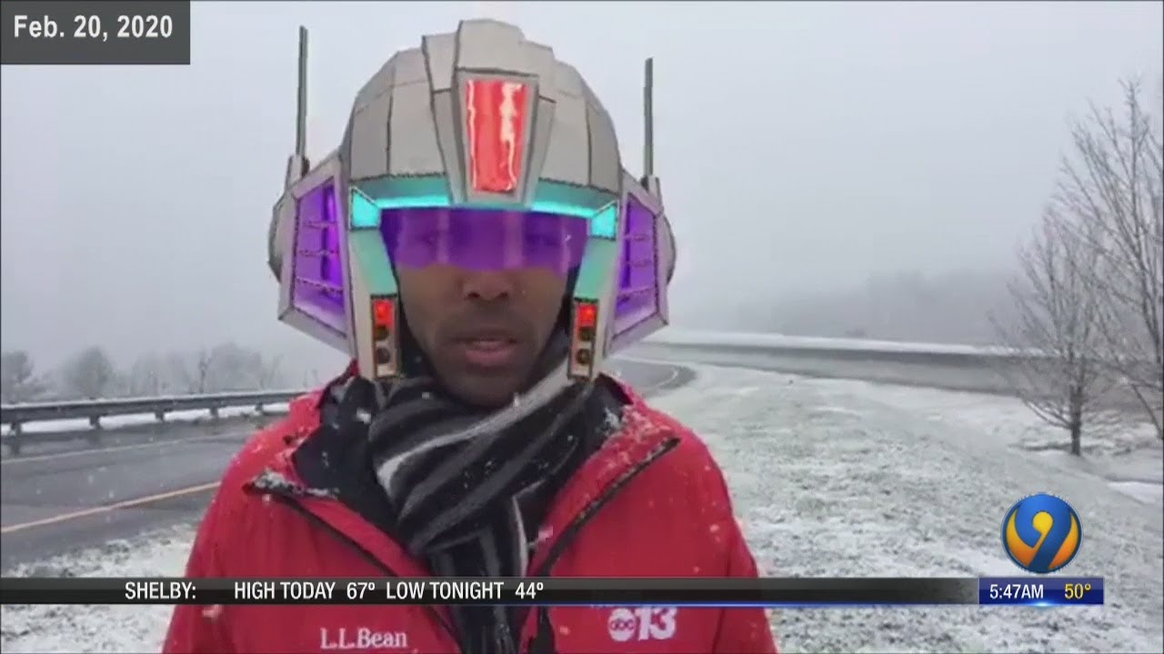 NC reporter accidentally triggers filters during snow coverage Facebook ...