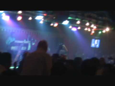 Shahrazad Performing Khaliji at Suraya Club - YouTube