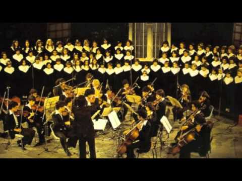 Colegio Emil Friedman - Adeste Fideles - YouTube