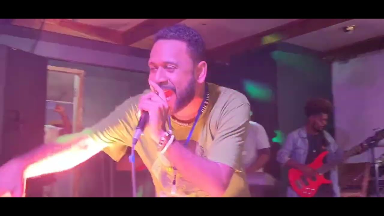 Young Davie Live Performance at Club Flamingo - YouTube