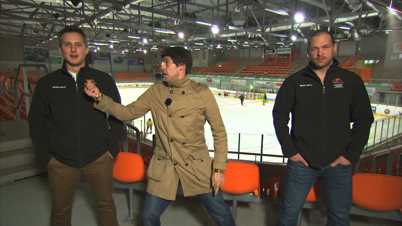 Away Days Wolfsburg - Franky Fryer zu Gast beim VfL! - YouTube