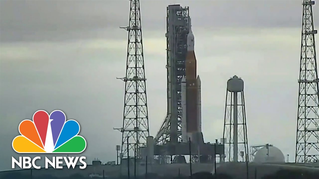 Violent Morning Thunderstorms Threaten NASA Artemis Launch - YouTube