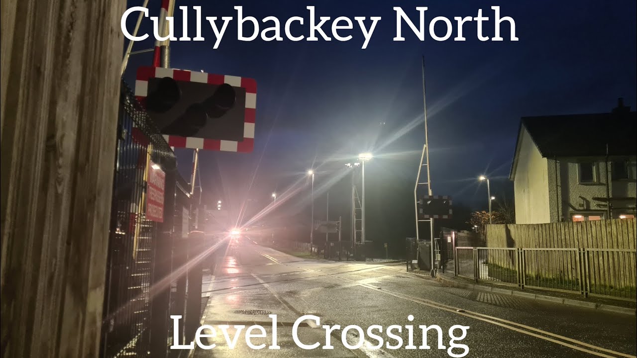 Cullybackey North Level Crossing (Ballymena) Monday December 04.12.2023 ...