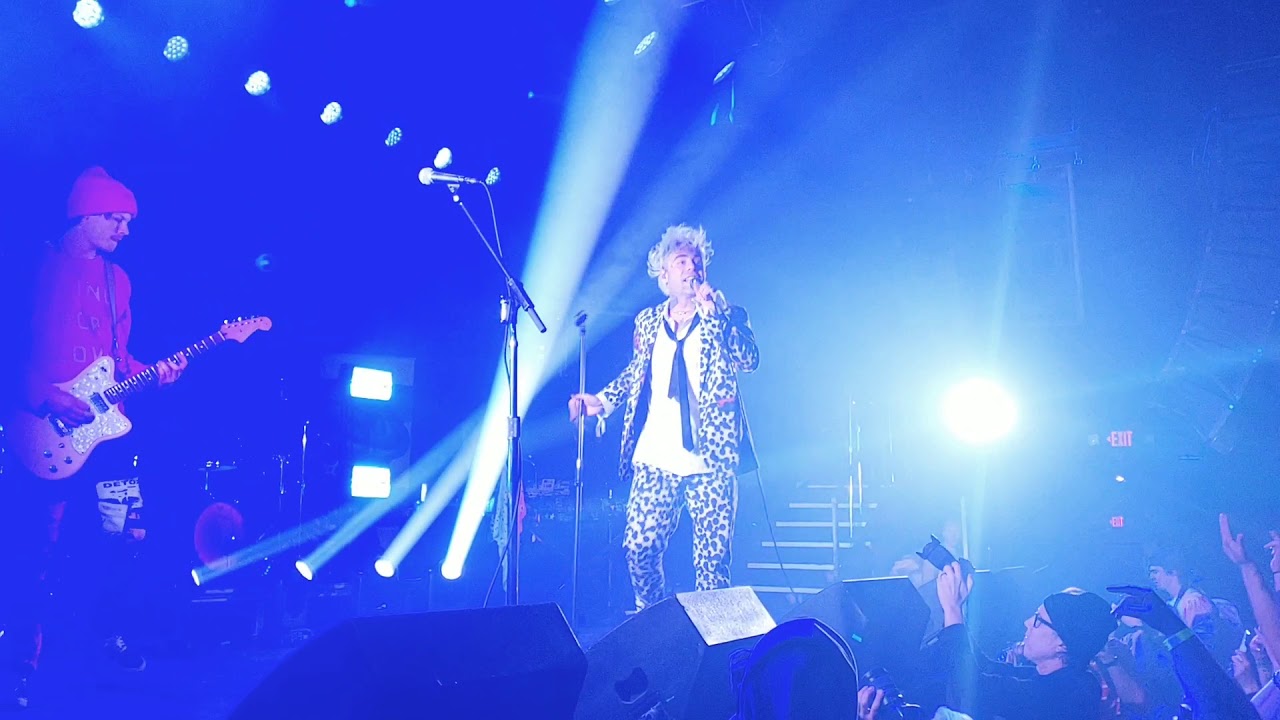 Mod sun first ave March 1 2020 - YouTube