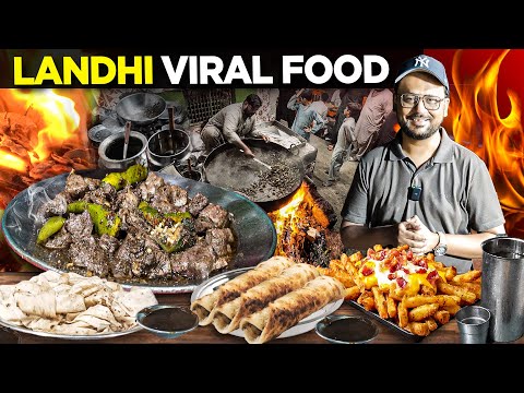Crazy Street Food of Karachi | Most Viral Egg Fries, Kabab Roll, Kaleji in Landhi | Pakistani Foods