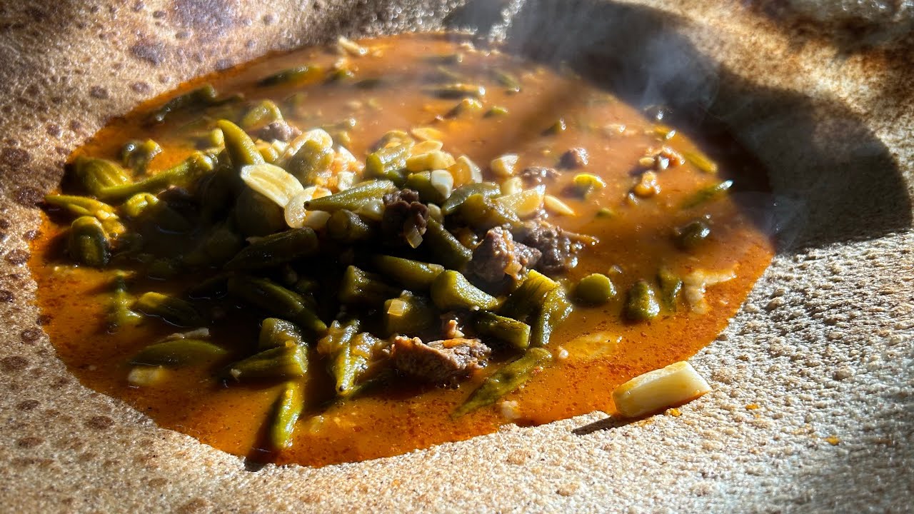 Okra with meat ( ثرود الباميا الطازجة مع خبز المرقوق )| eaten with ...