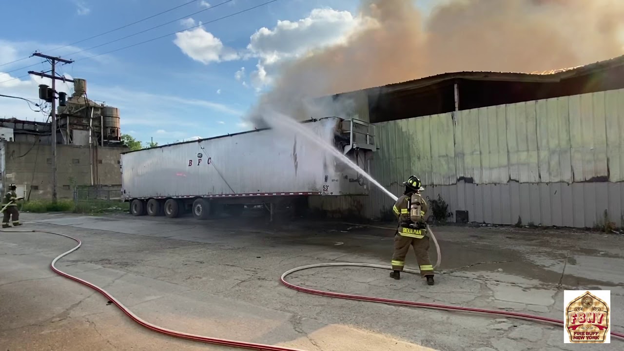 ‪Vigilant Working Commercial Fire: 1700 Union Road - YouTube