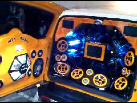 Toyota FJ Cruiser MTX Audio - YouTube